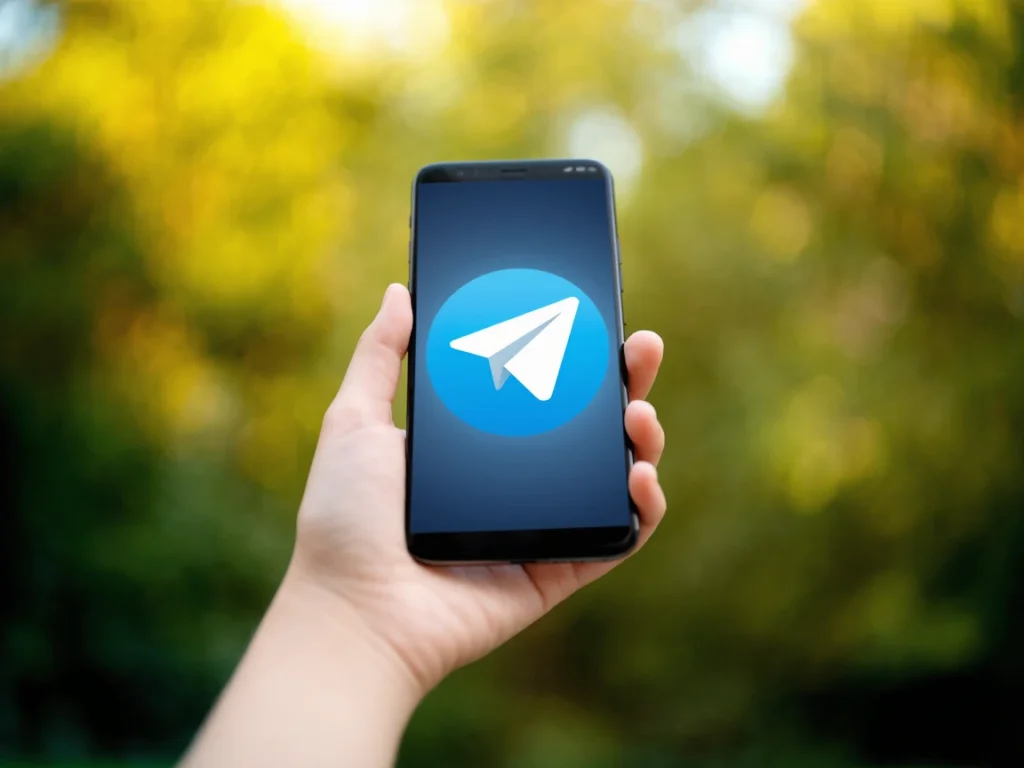 CRM system for Telegram | HugeProfit